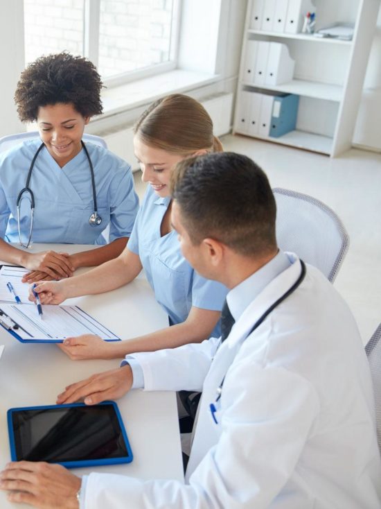 Intra Zorg linkt Zorgprofessionals en Zorginstellingen